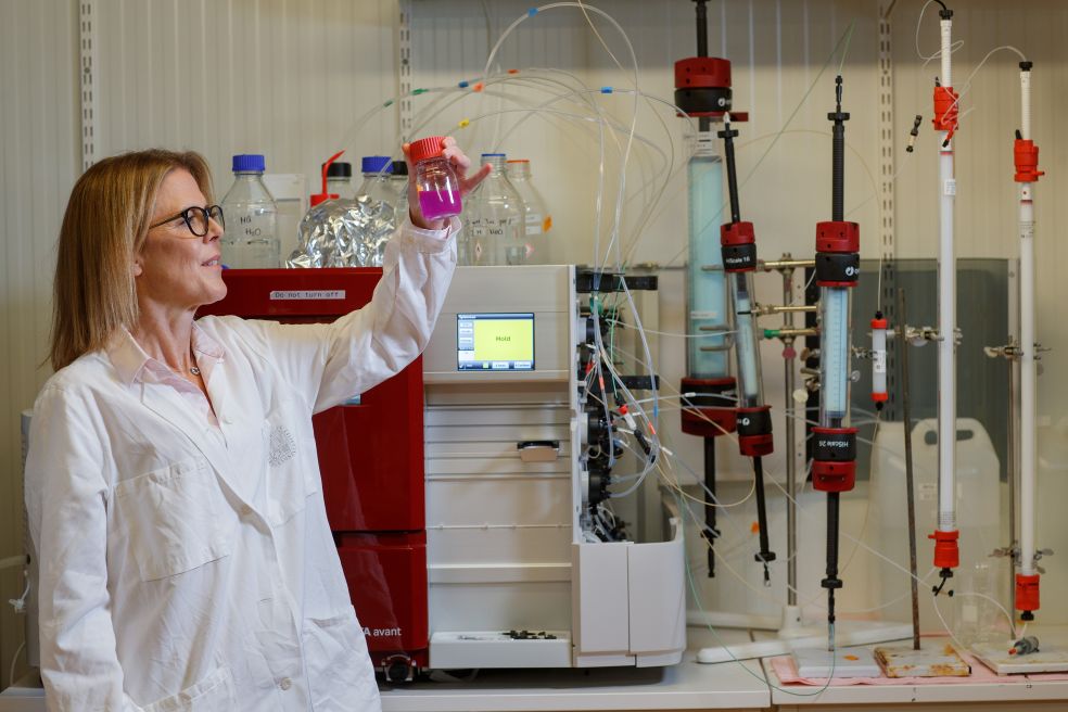 Artificial spider silk – a potential super material of the future ...