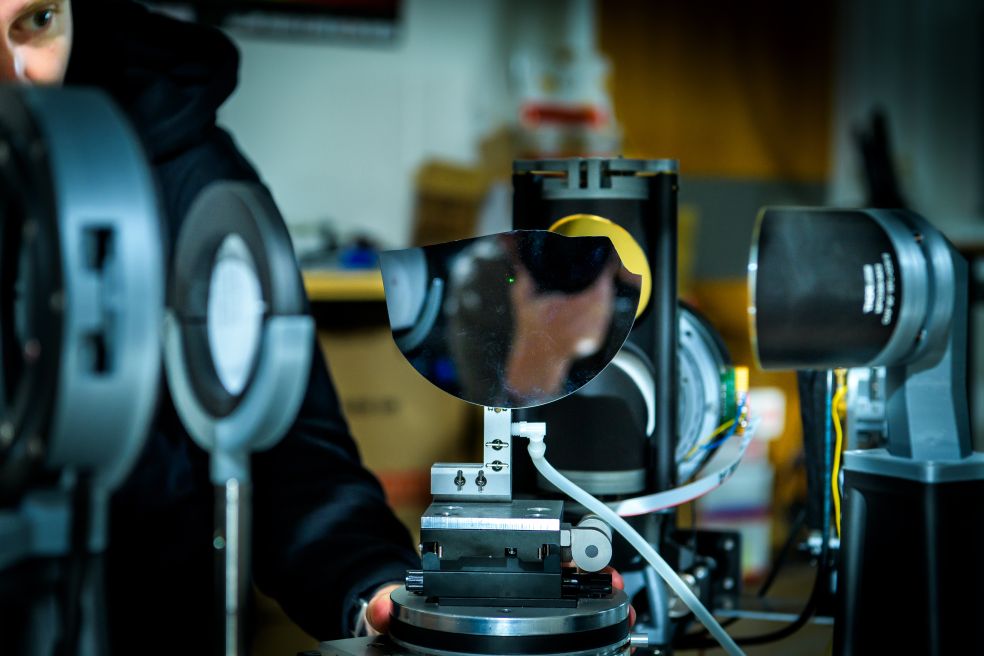 Halvledare med ultrastort bandgap – för framtida kvantteknik och grön ...